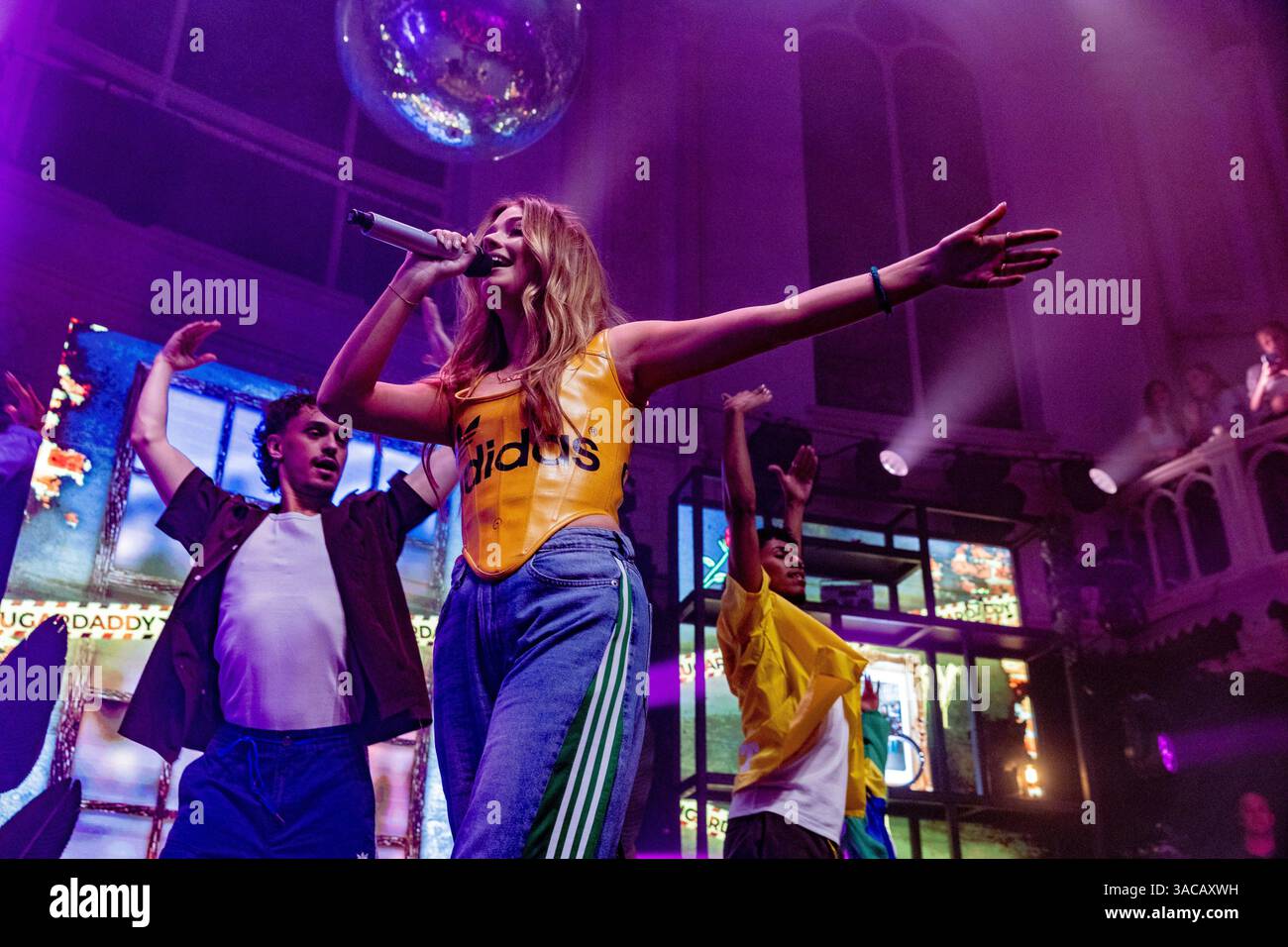 AMSTERDAM - Singer Roxy Dekker during her concert at Paradiso, which ...