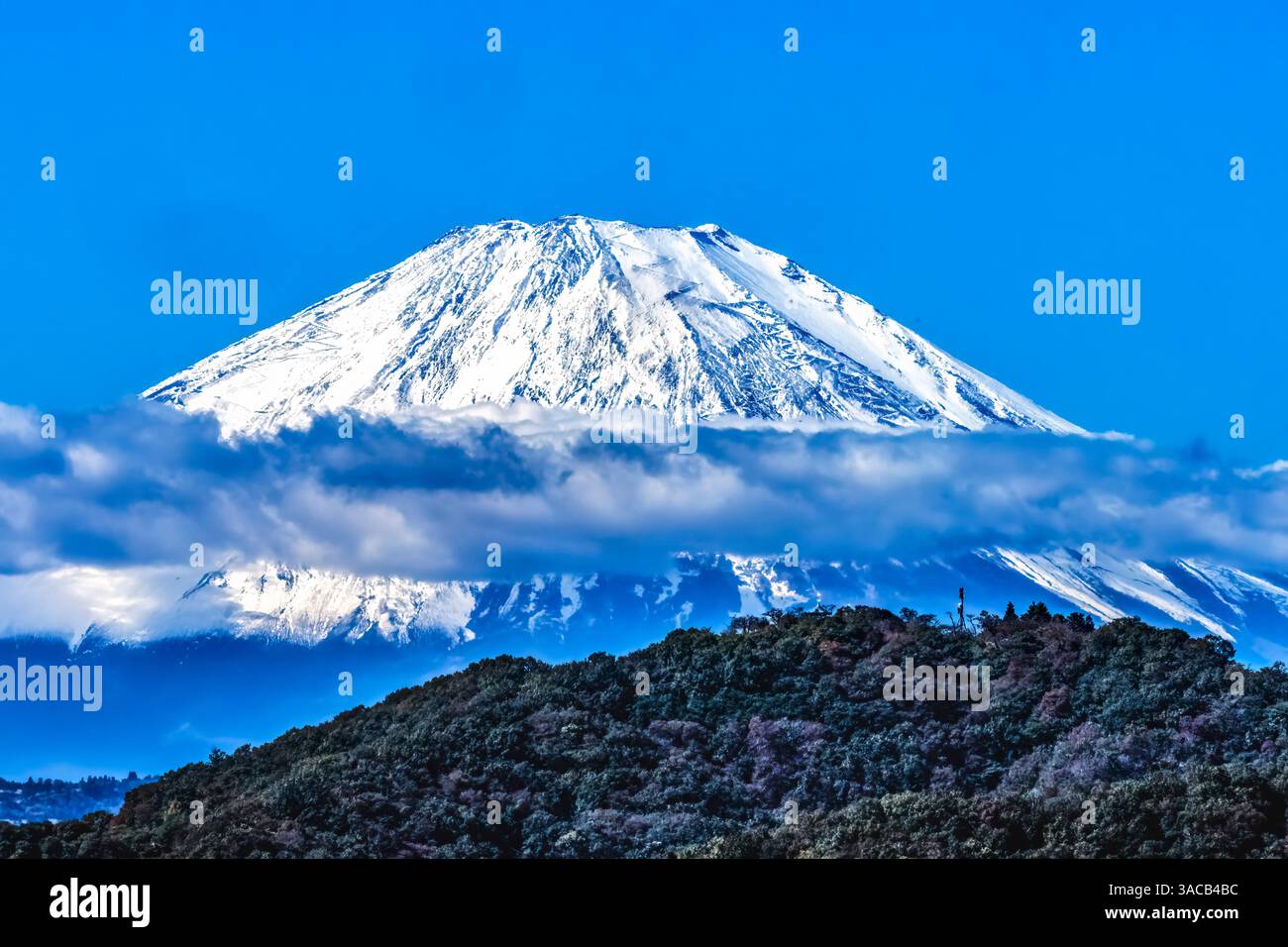 Colorful snowy Mount Fuji, Hiratsuka, Kanagawa, Japan. Last eruption ...