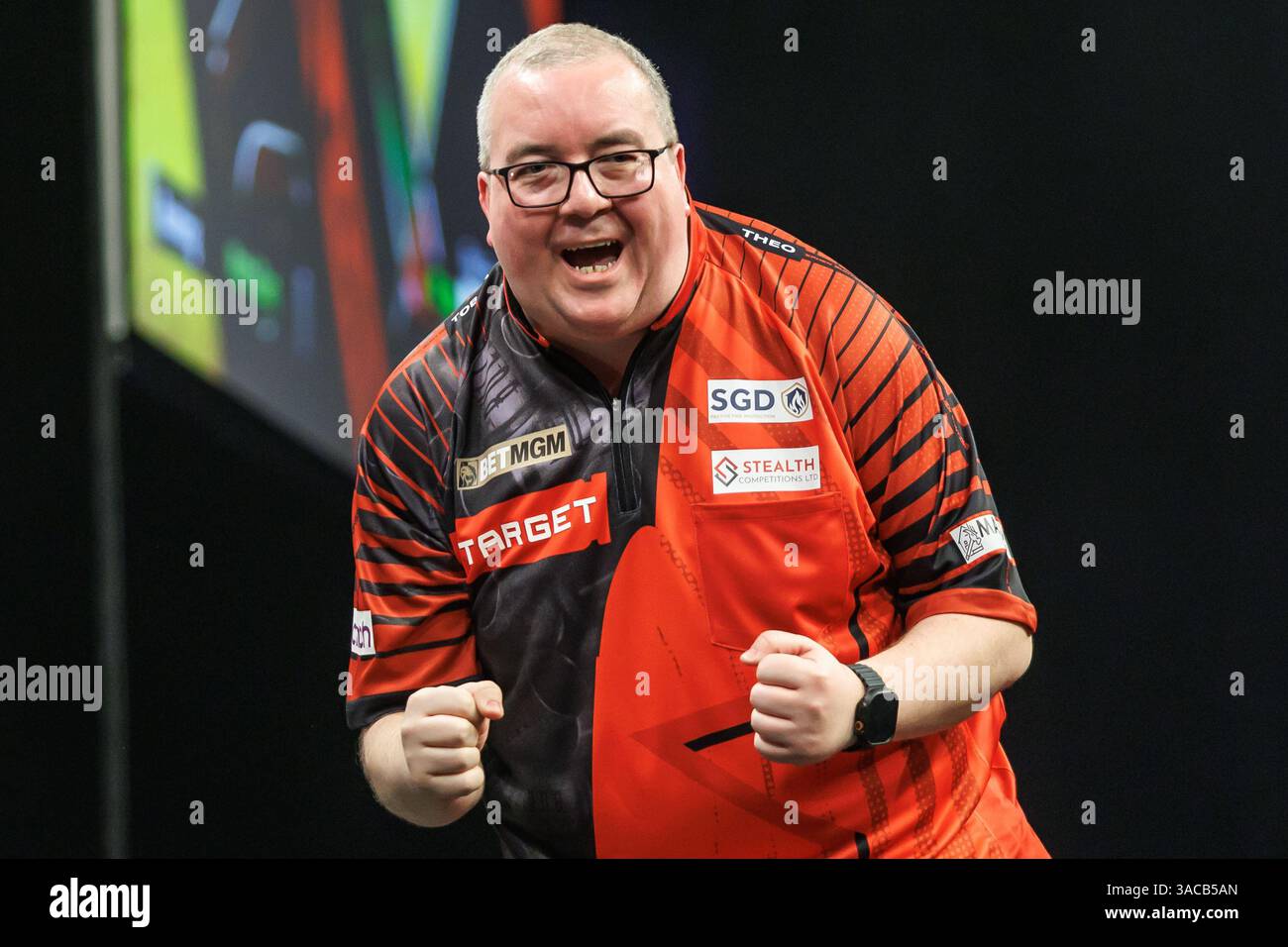 Berlin, Germany. 03rd Apr, 2025. Darts: Premier League, Matchday in ...