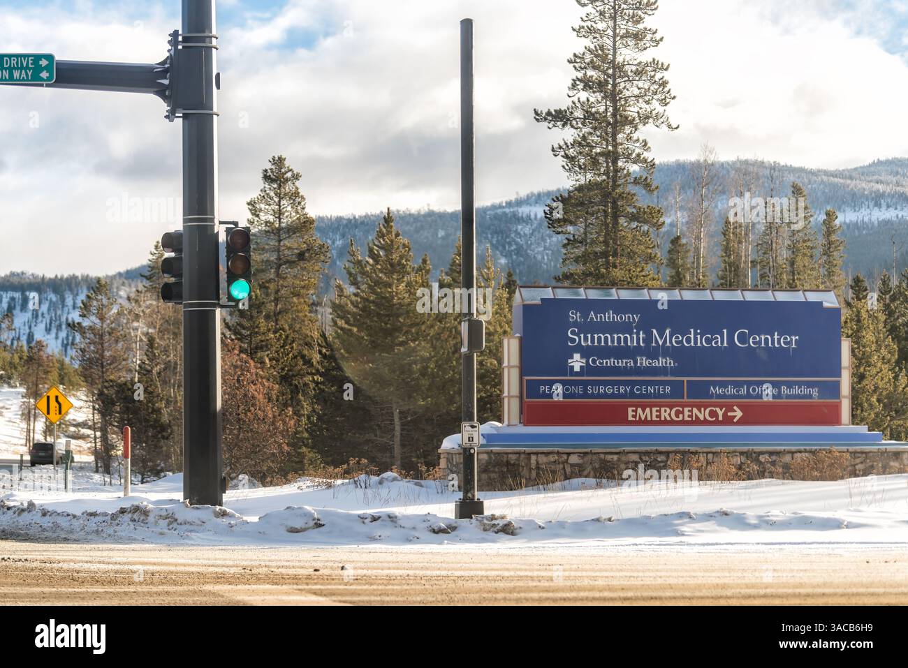 Frisco, USA - December 16, 2022: Summit Medical Center hospital ...