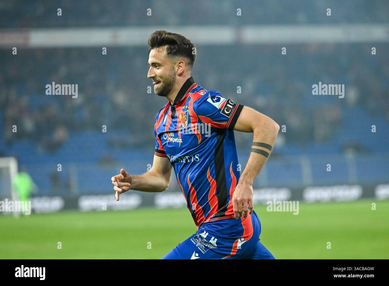 Jubel zum Tor zu 1:0 durch Dominik Schmid (FC Basel, #31) SUI, FC Basel ...