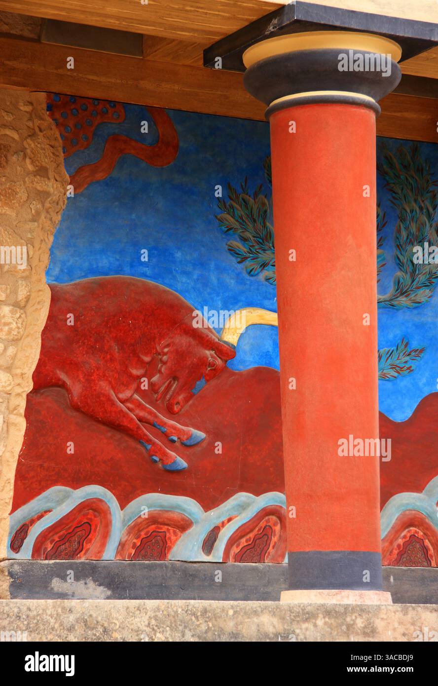 Greece Crete Heraklion Knossos Palace bronze age archaeological site ...