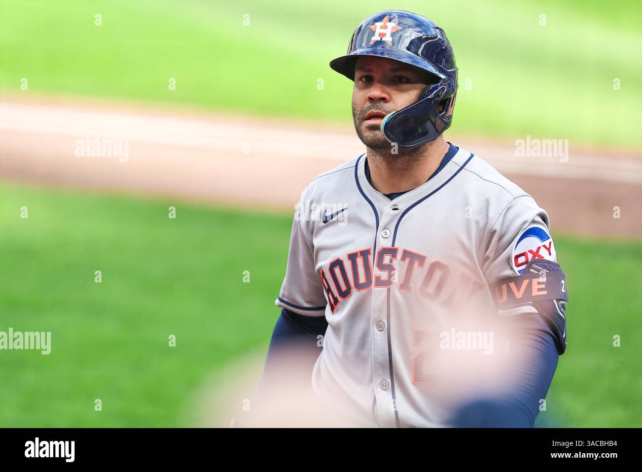 Minneapolis. 3rd Apr, 2025. Houston Astros left fielder Jose Altuve (27 ...
