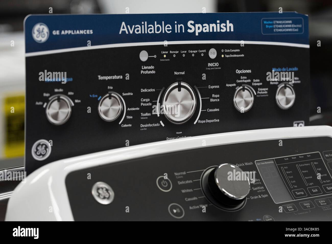 A sign for a Spanish General Electric washer is seen at Riegelmann's ...