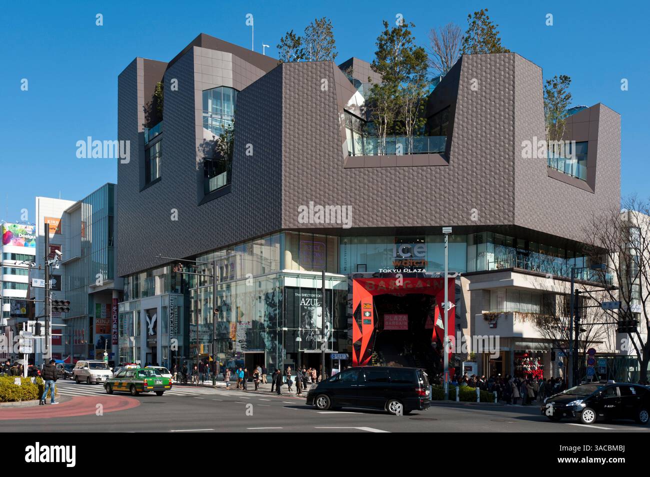 The Tokyu Plaza Omotesando Omokado shopping mall occupies a street ...