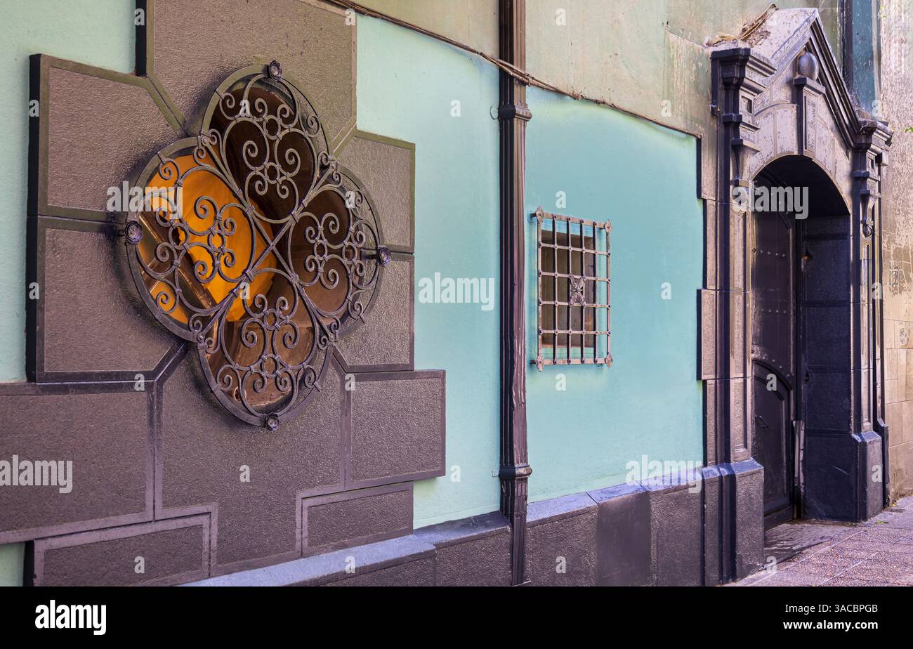 Barrio Lastarria and historic architecture in the historic center of ...