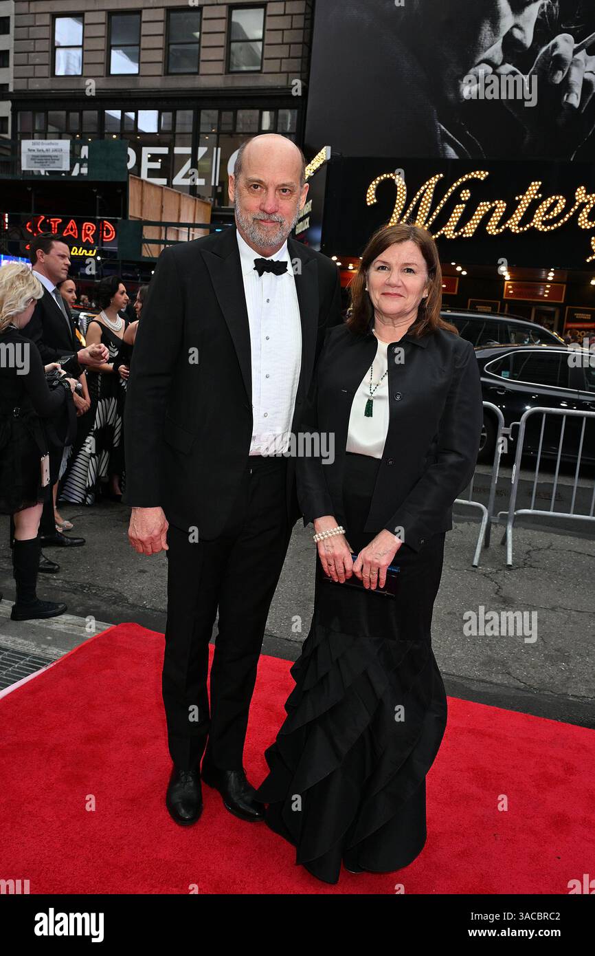Anthony Edwards and Mare Winningham attend the "Good Night, and Good ...