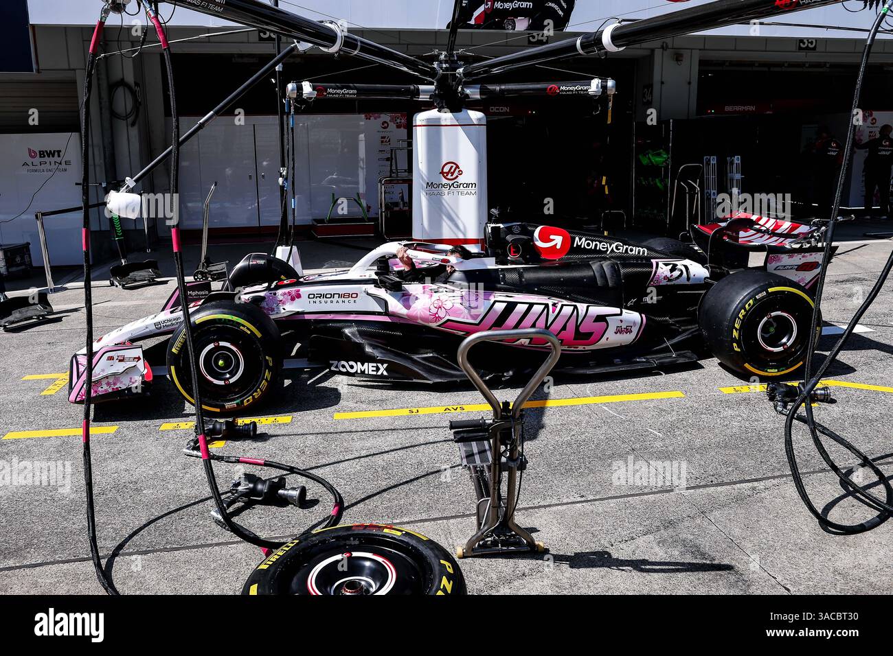 Haas F1 Team during the Formula 1 Lenovo Japanese Grand Prix 2025, 3rd ...