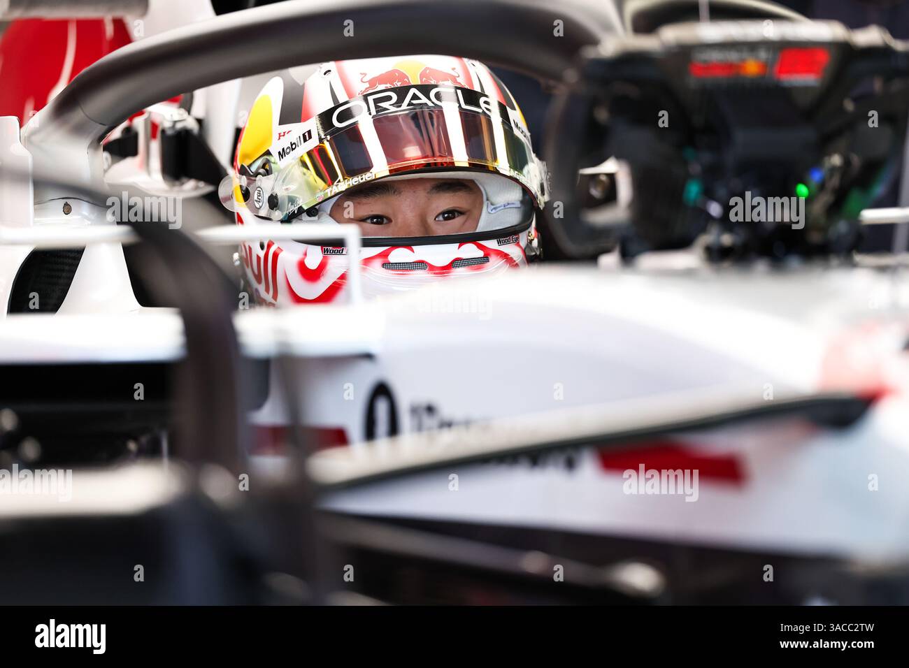 SUZUKA, JAPAN - APRIL 4: Yuki Tsunoda of Japan and Oracle Red Bull ...