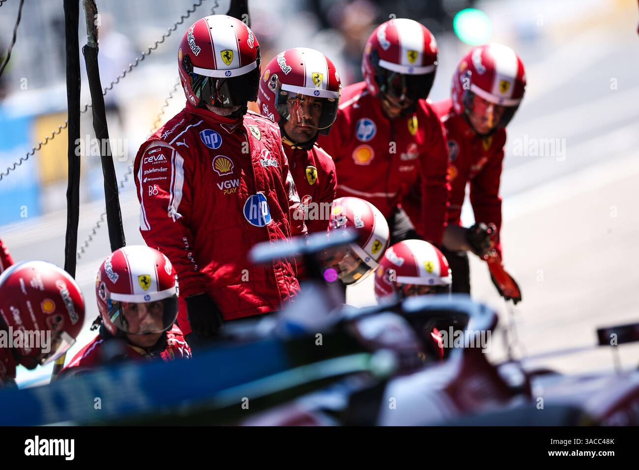 Scuderia Ferrari mechanics pit stop during the Formula 1 Lenovo ...