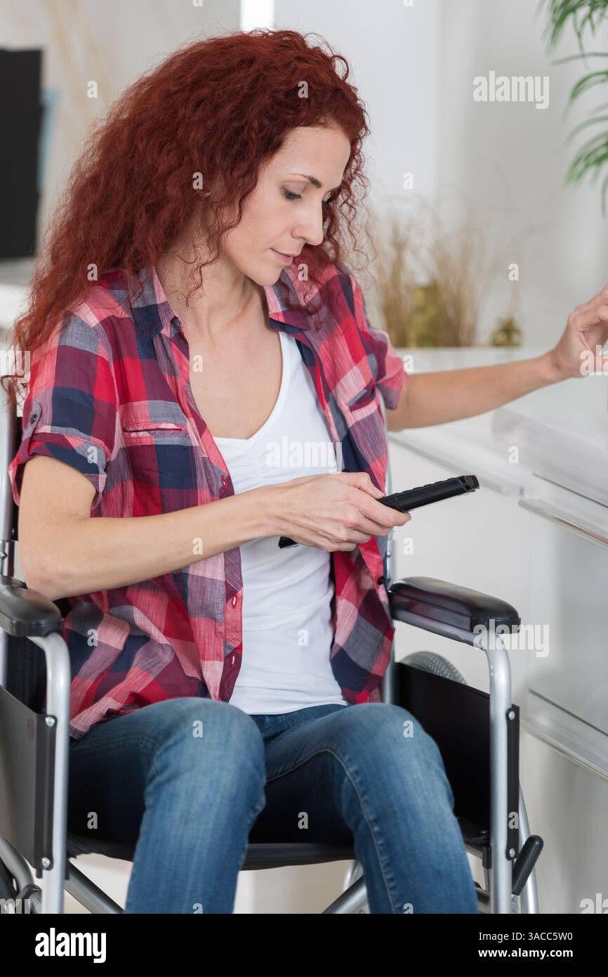 Remote family support hi-res stock photography and images - Alamy