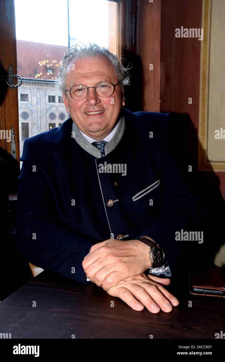 Michael Jaeger Praesident Europaeische Steuerzahler Bund Muenchen 03.04 ...