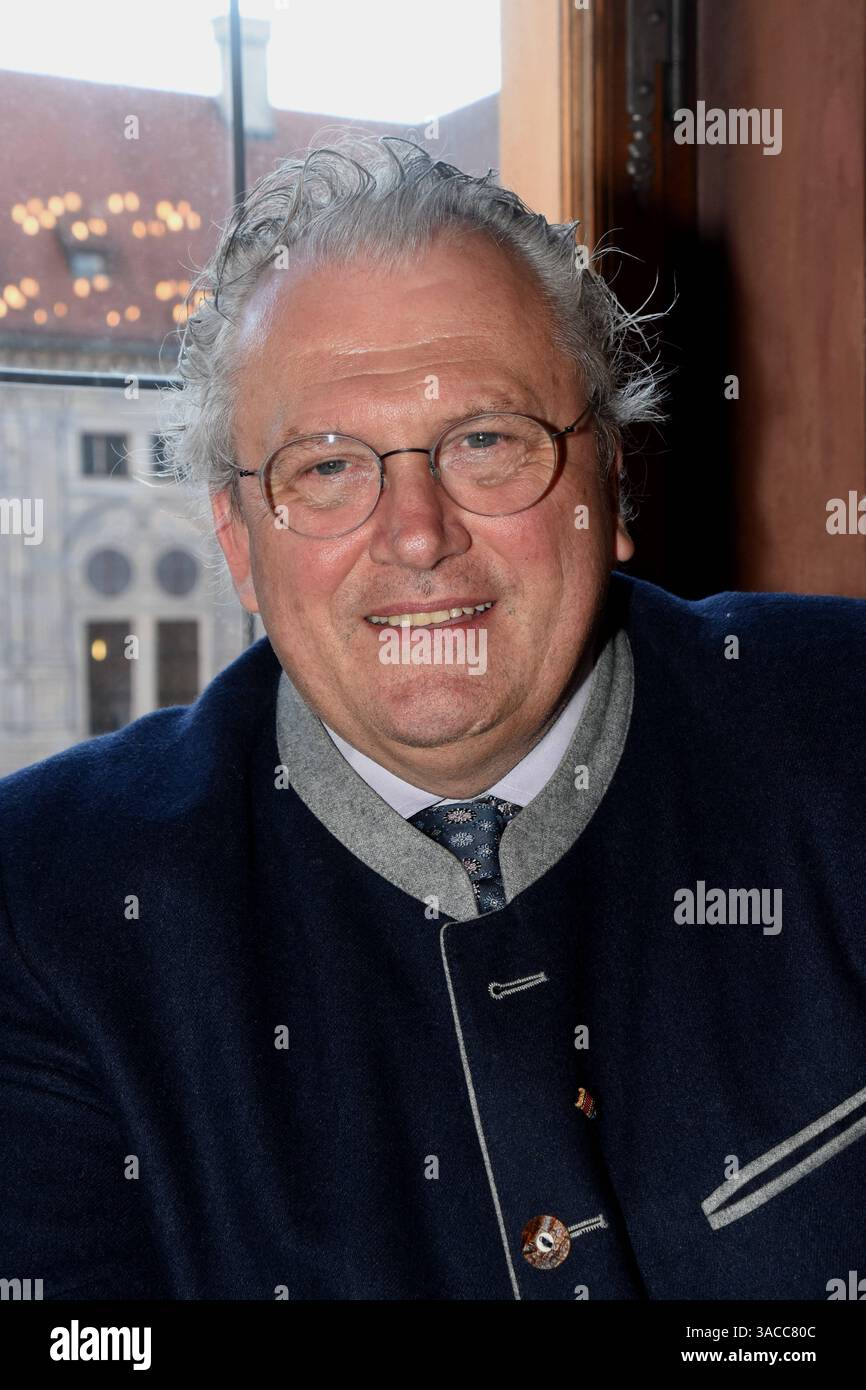 Michael Jaeger Praesident Europaeische Steuerzahler Bund Muenchen 03.04 ...