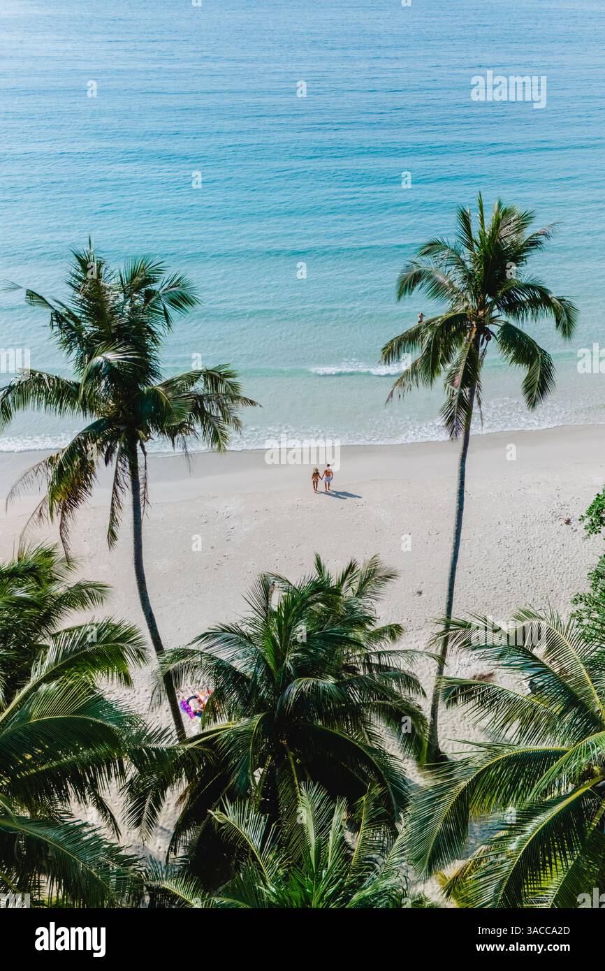 Visitors stroll along lush hi-res stock photography and images - Alamy