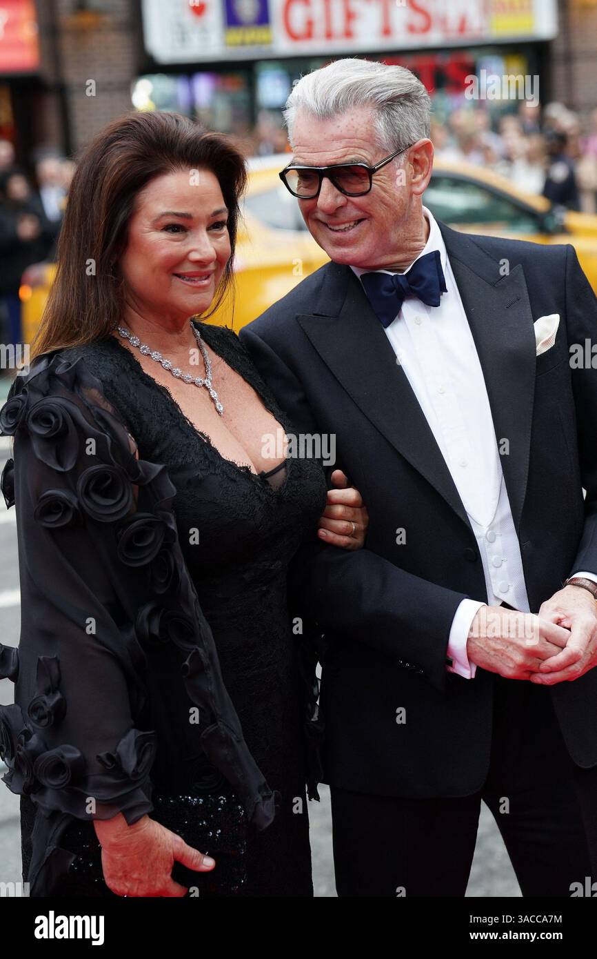 Ny. 03rd Apr, 2025. Keely Shaye Smith, Pierce Brosnan in attendance for ...