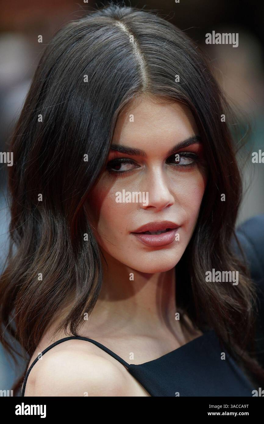 Ny. 03rd Apr, 2025. Kaia Gerber in attendance for GOOD NIGHT, AND GOOD ...