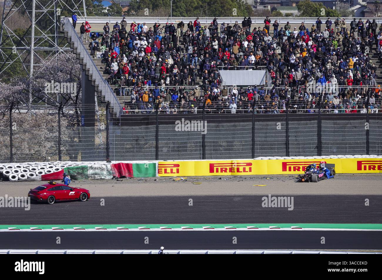 07 DOOHAN Jack (aus), Alpine F1 Team A525, crash, accident, marshall ...