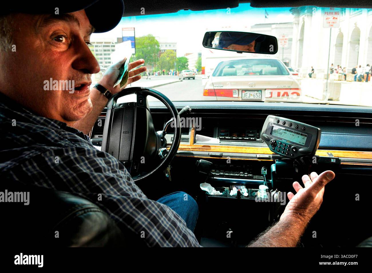 Washington dc taxi meter hi-res stock photography and images - Alamy