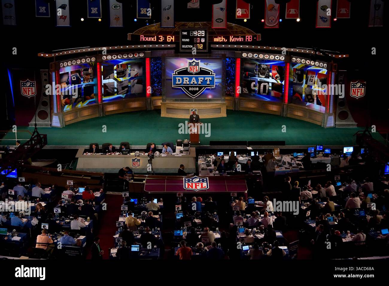 Apr 27, 2008 - New York, New York, USA - Day 2 of the 2008 NFL Draft at ...