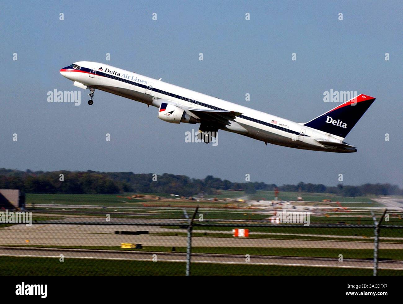 Oct 18, 2002 - Cincinnati, Ohio, USA - Delta Air Lines, the nations 3rd ...