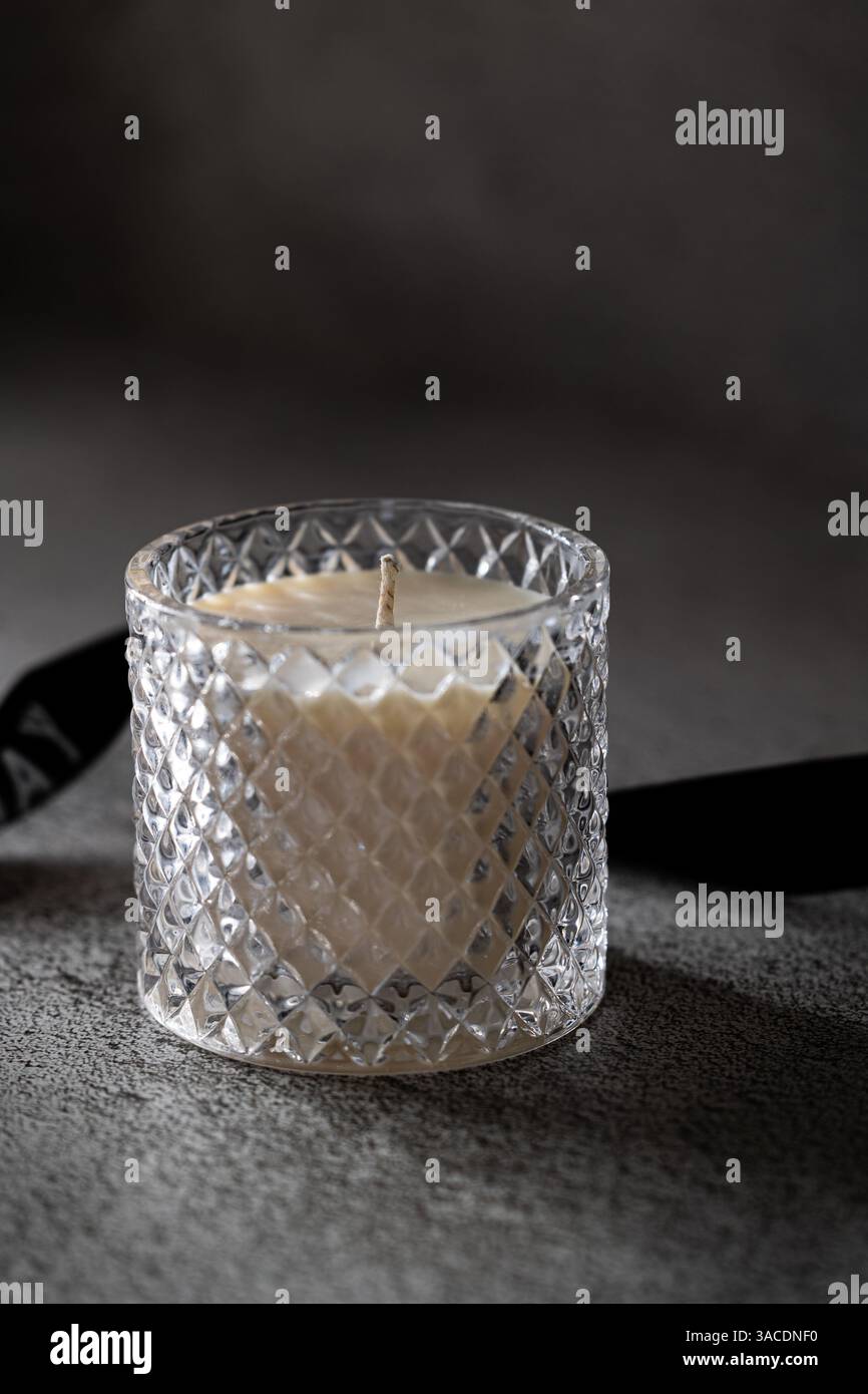 Moody Candlelight – Scented Candles in Glass Jars with Flame and Smoke ...