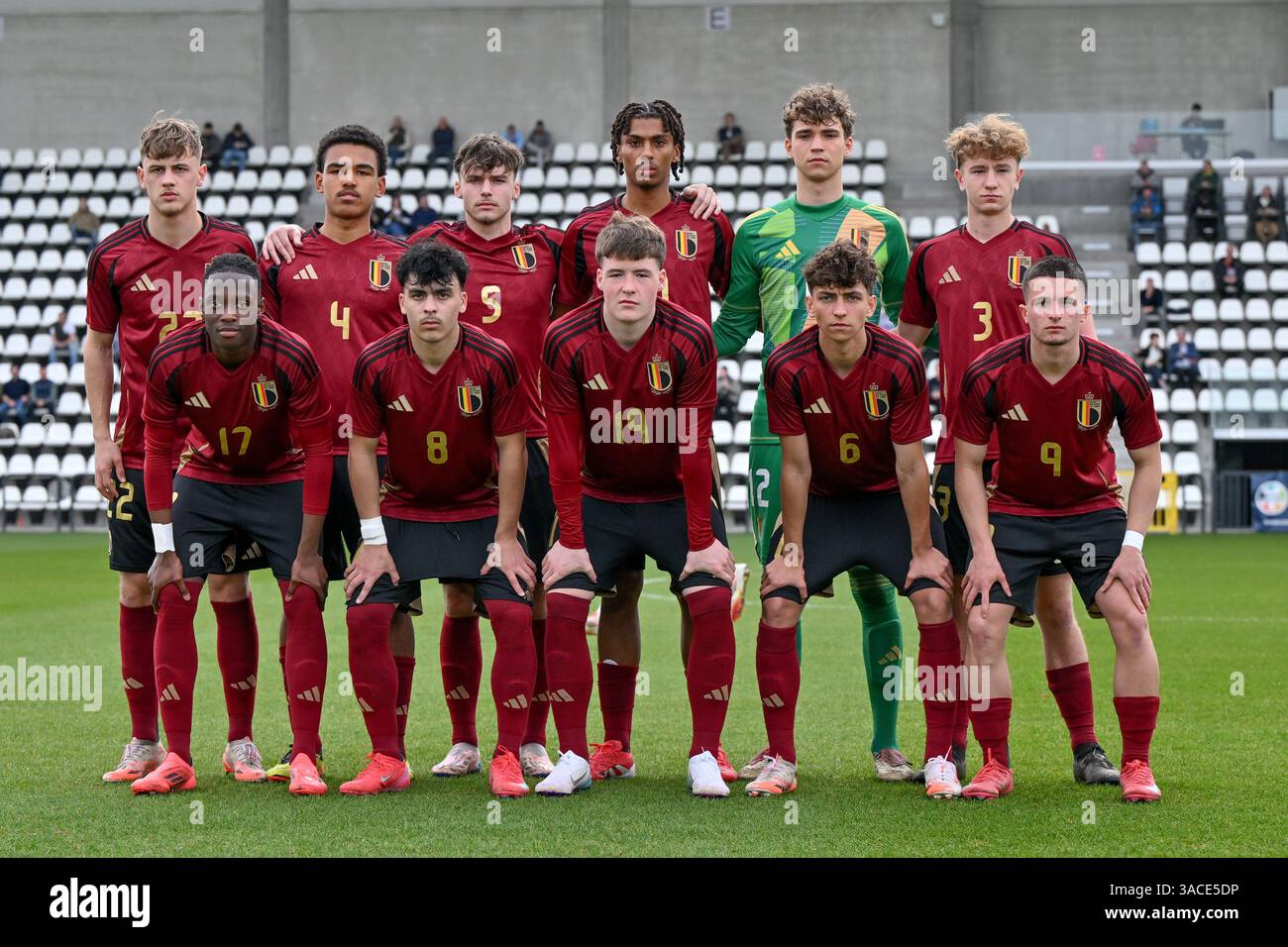 players of Belgium with Oscar Olivier (22) of Belgium, Nunzio Engwanda ...