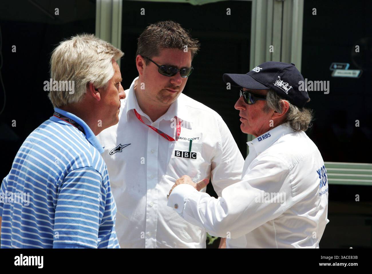 L to R): Steve Rider (GBR) ITV-F1 Presenter with David Croft (GBR) BBC ...
