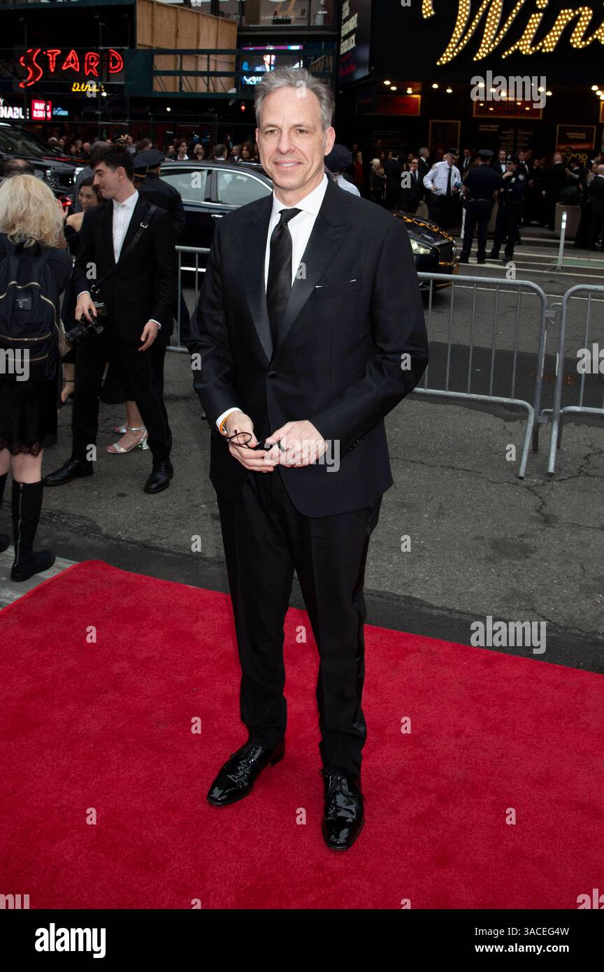 Jake Tapper bei der Broadway-Premiere des Theaterstücks Good Night, and ...