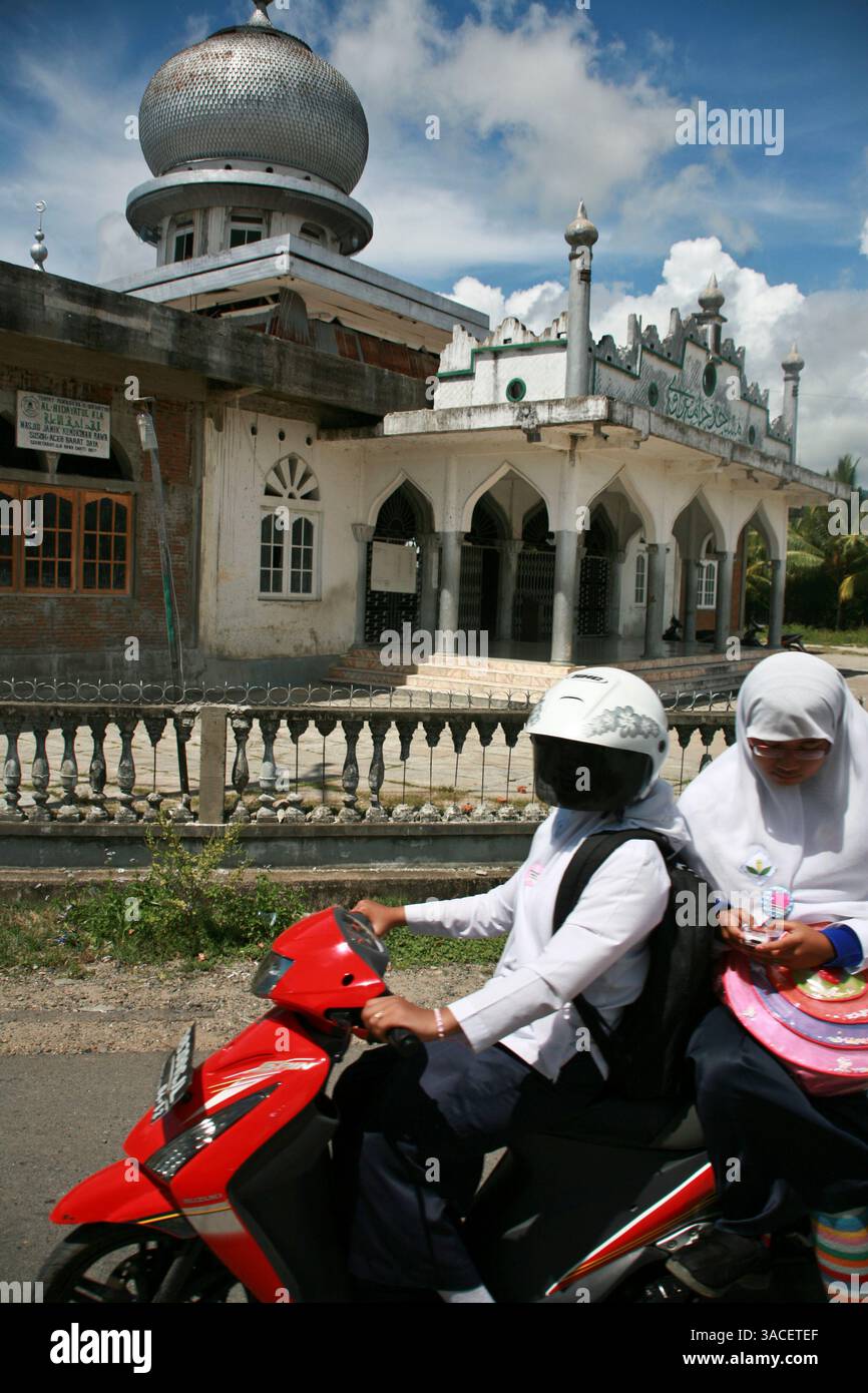 Acehnese girl hi-res stock photography and images - Alamy