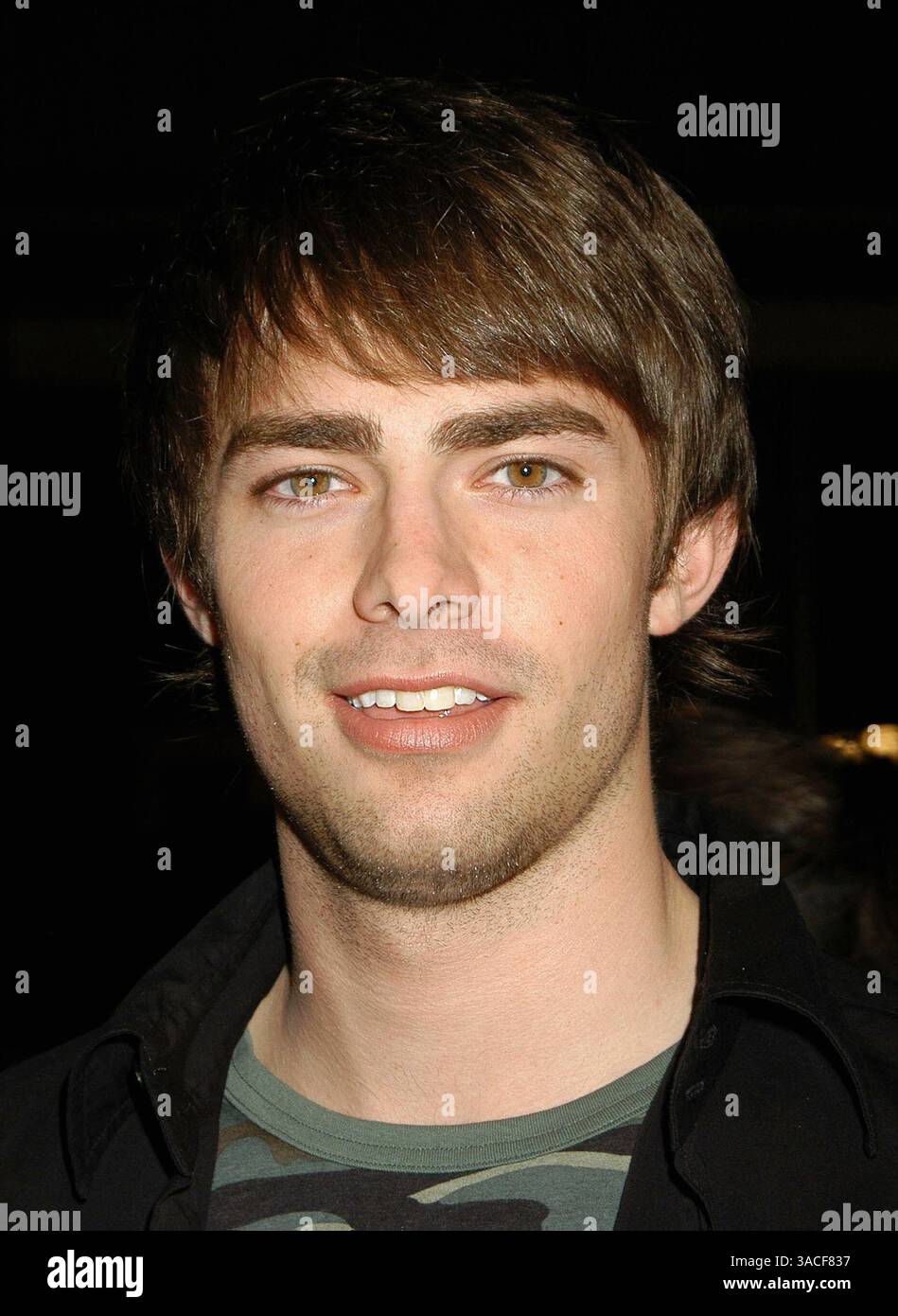 Dec 20, 2003 - Hollywood, California, USA - Jonathan Bennett attending ...