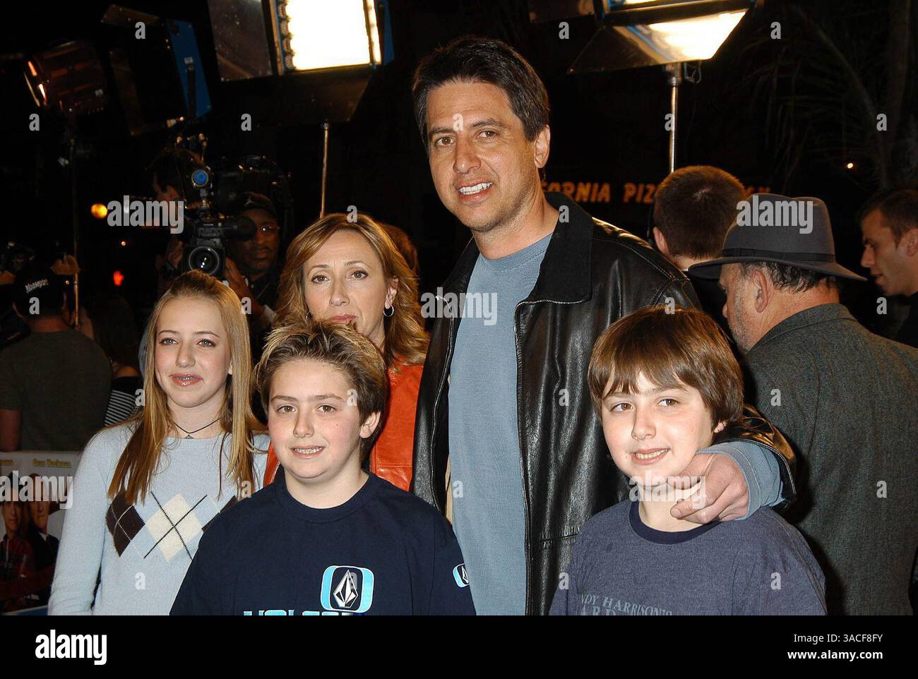 Feb 11, 2004 - Hollywood, California, USA - Ray Romano, wife Anna ...