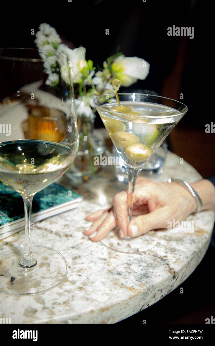 Chic bar hi-res stock photography and images - Alamy