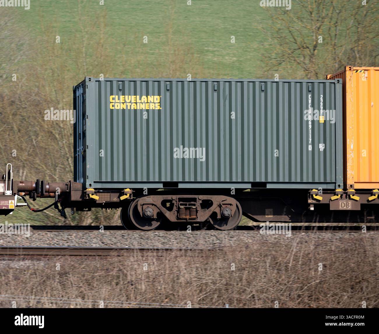 Cleveland Containers shipping container on a freightliner train ...