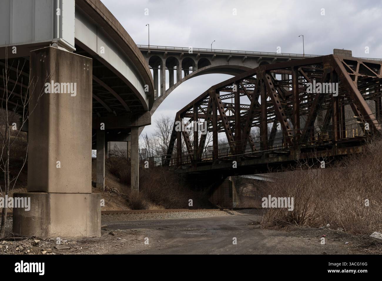 Interlocking girder hi-res stock photography and images - Alamy