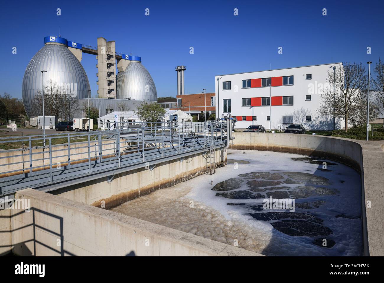 Dortmund, Germany. 04th Apr, 2025. The basin for the introduction of ...
