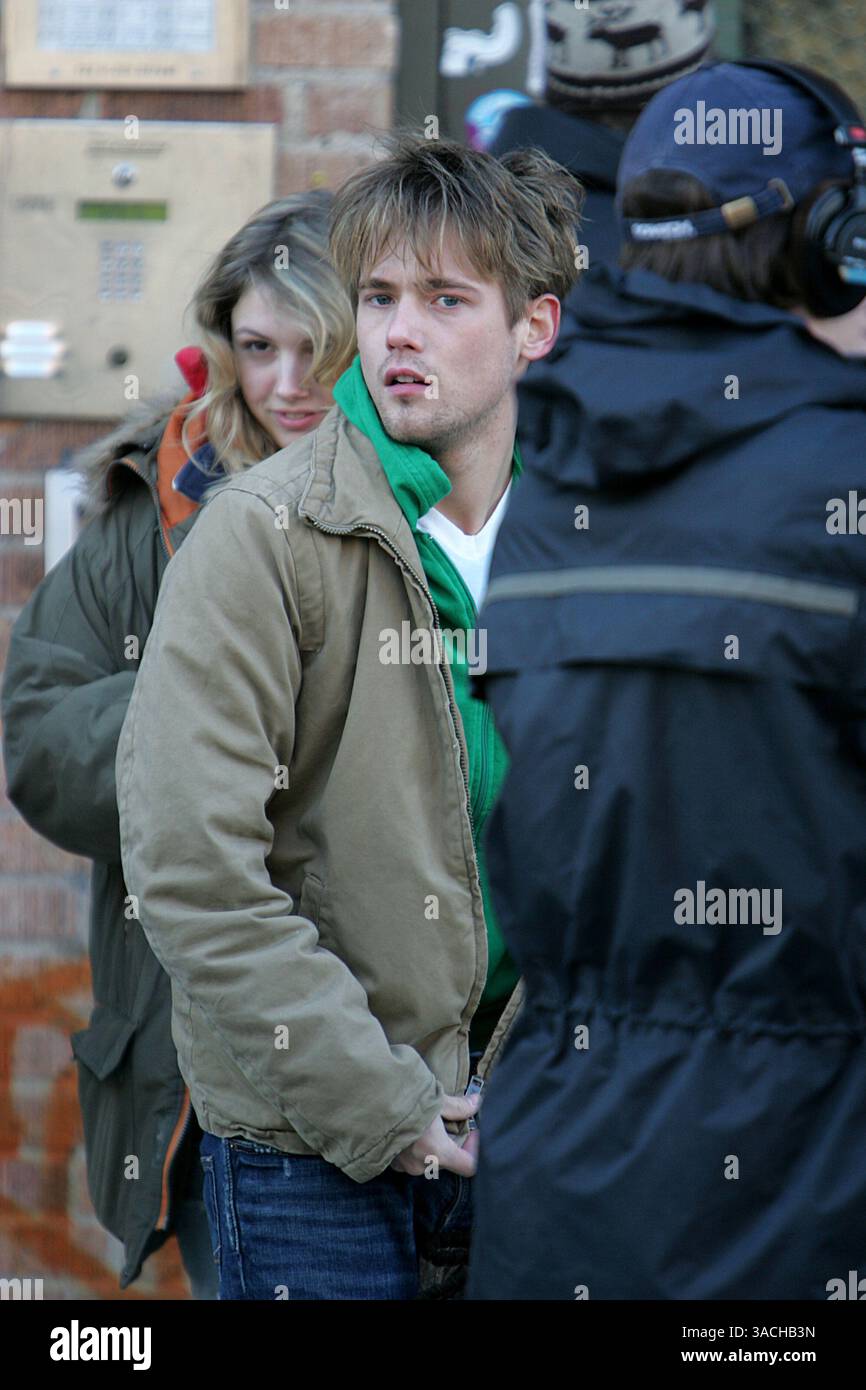 The cast of the tv series skins hi-res stock photography and images - Alamy