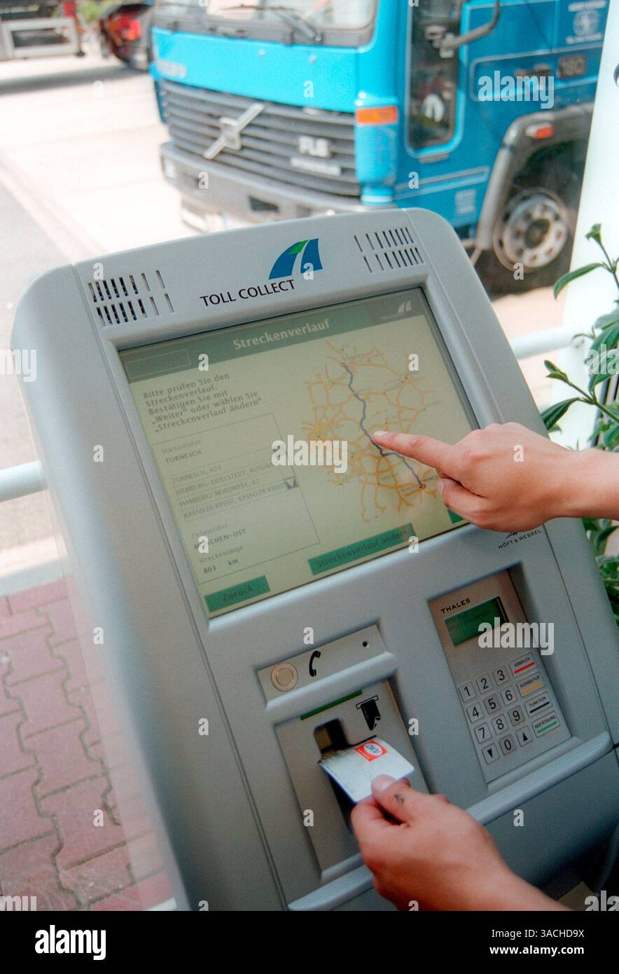 Mautterminal hi-res stock photography and images - Alamy
