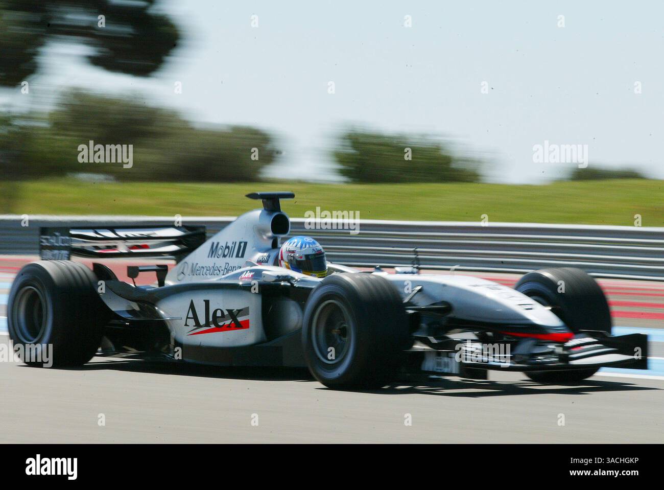 Alex Wurz (AUT) McLaren Mercedes MP4/17D .Formula One Testing, Paul ...