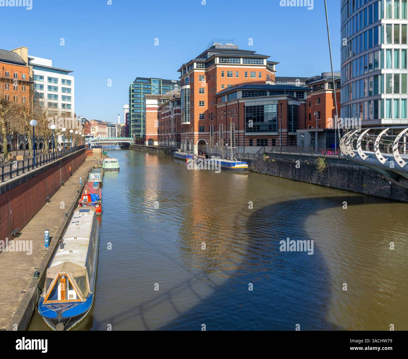 Narrow boats River Avon Floating Harbour, modern buildings, Temple ...