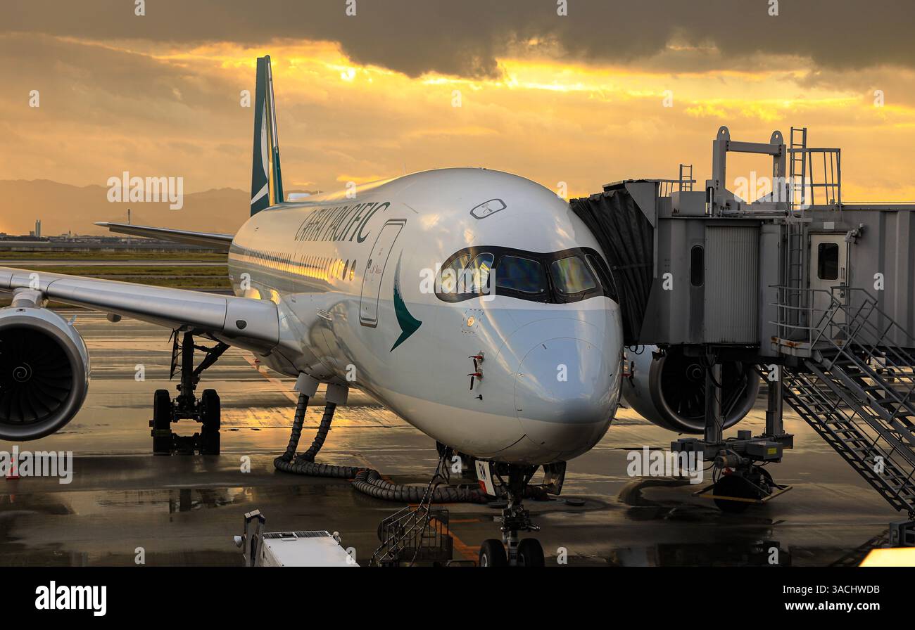 The Cathay Pacific airline fleet operated at KANSAI International ...