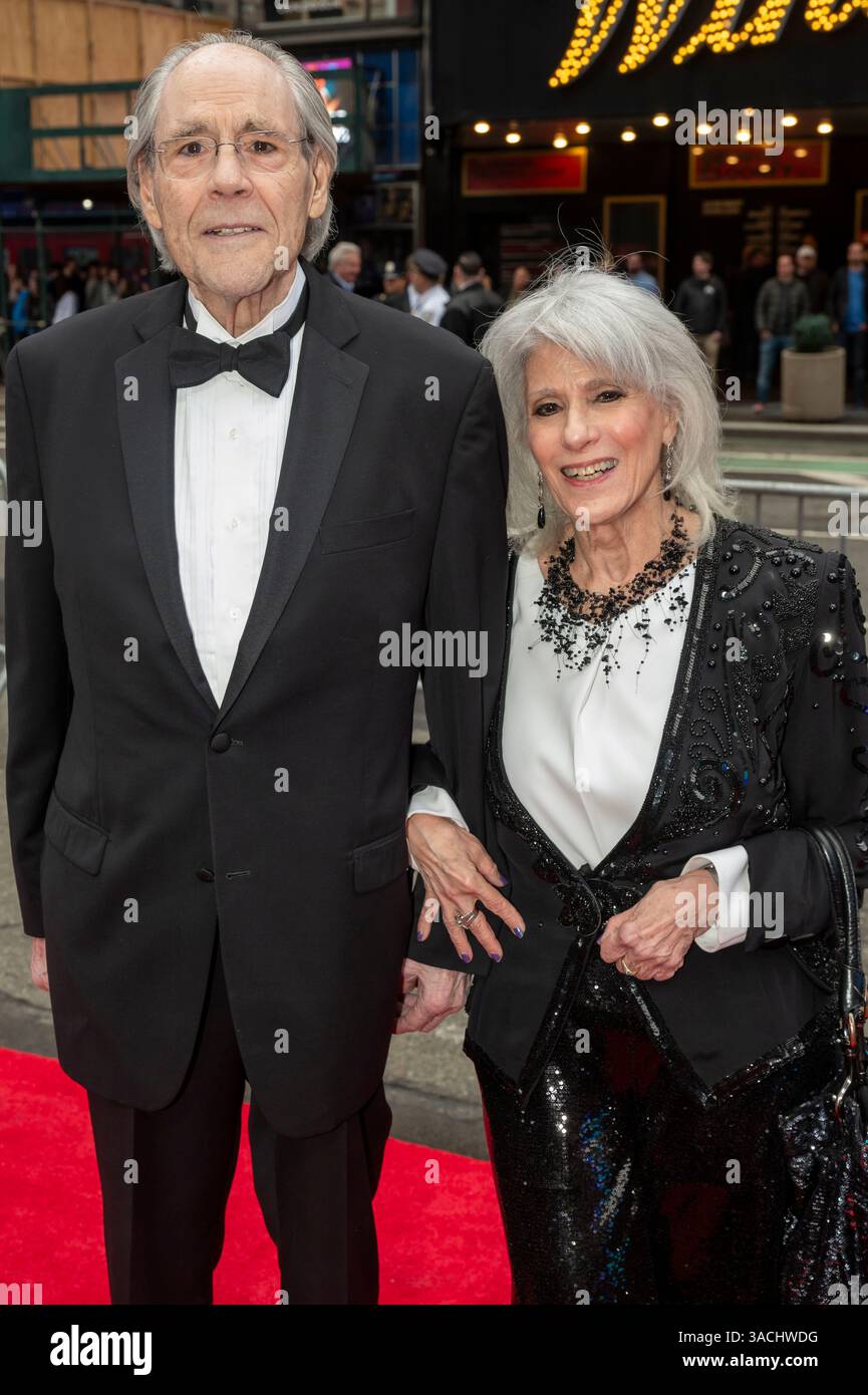 NEW YORK, NEW YORK - APRIL 03: (L-R) Robert Klein and Jamie deRoy ...