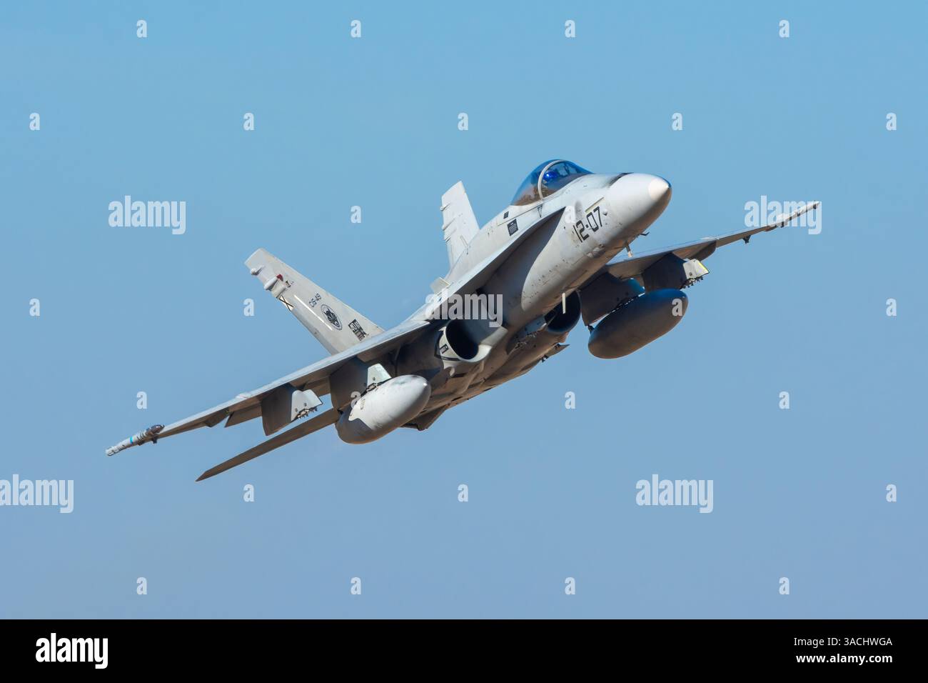 Spanish Air Force F-18 Hornet fighter jet Stock Photo - Alamy