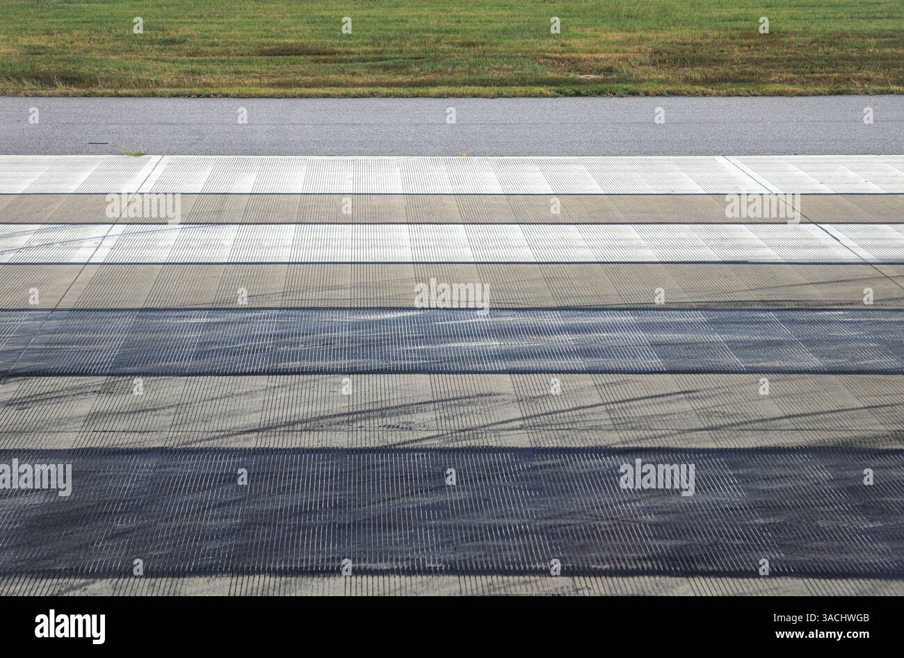 Close detail on Runway Threshold Markings sign for identify the ...