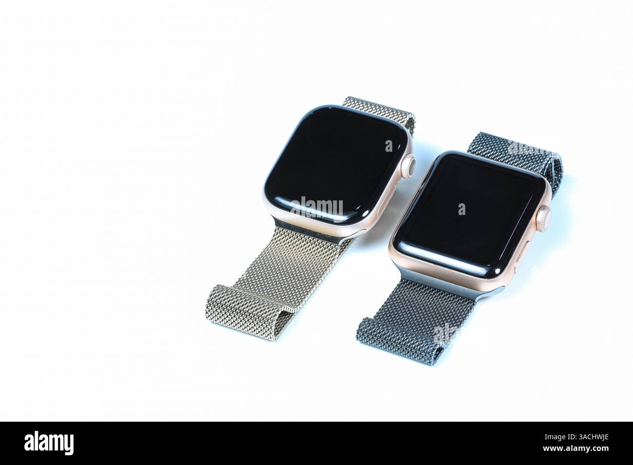 Digital smart watches, LED black screen electronic smart watches with ...