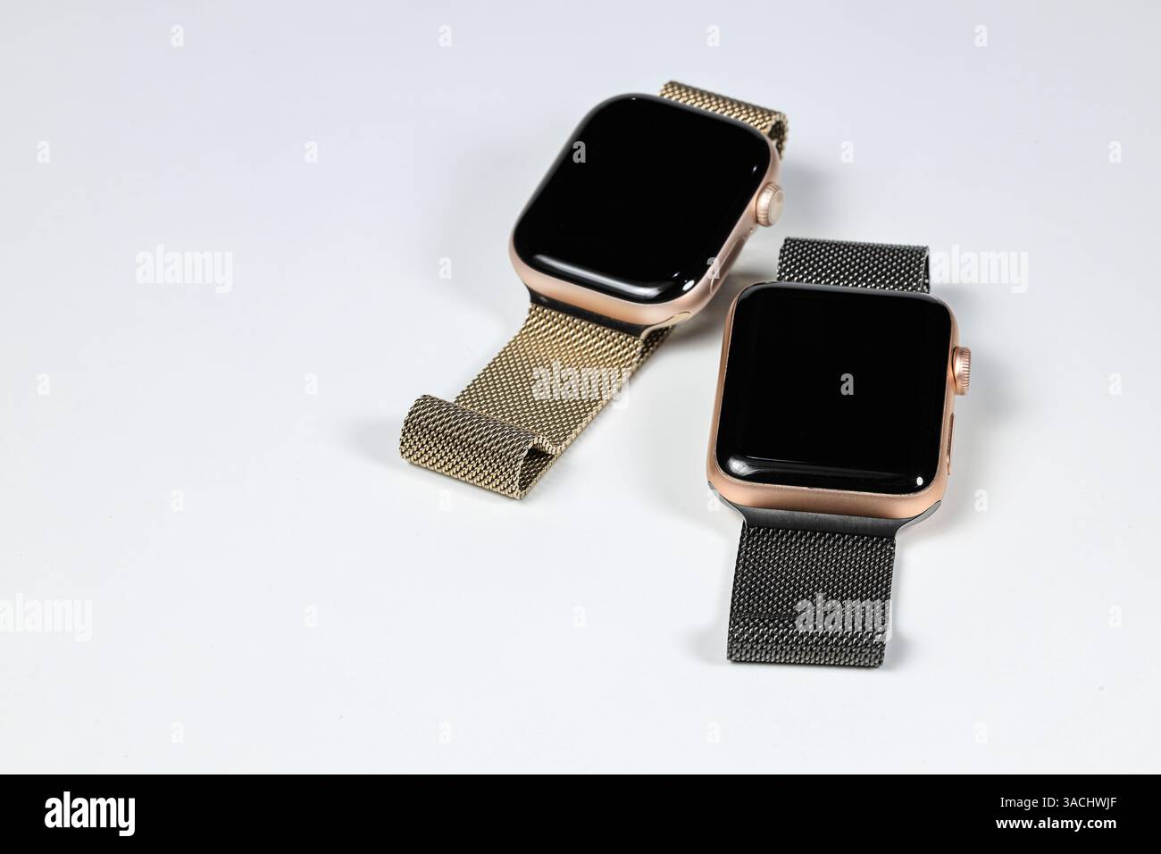 Digital smart watches, LED black screen electronic smart watches with ...