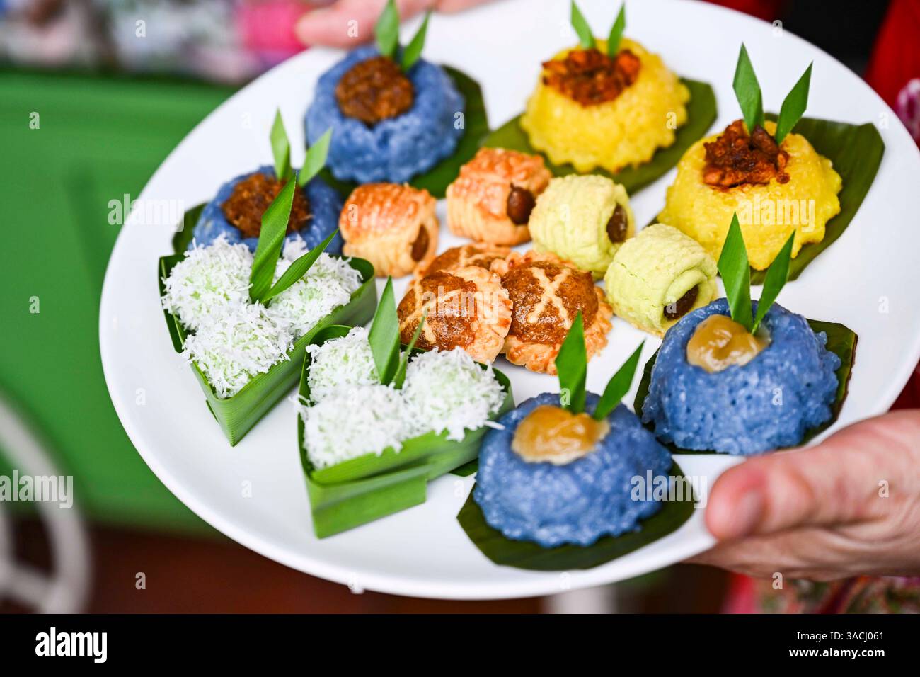 (250404) -- KUALA LUMPUR, April 4, 2025 (Xinhua) -- This photo taken on ...