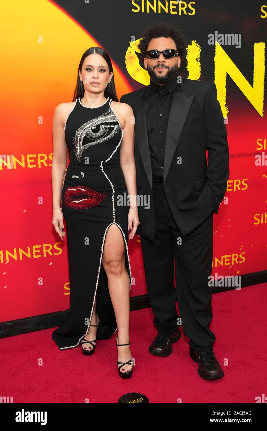 Clarice Alves mit Ehefrau Marcelo Vieira bei der Premiere des Kinofilms ...