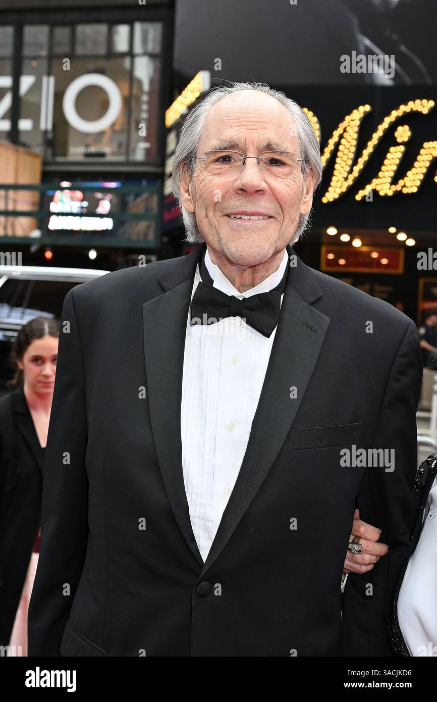 Robert Klein attends the "Good Night, and Good Luck" Broadway opening ...
