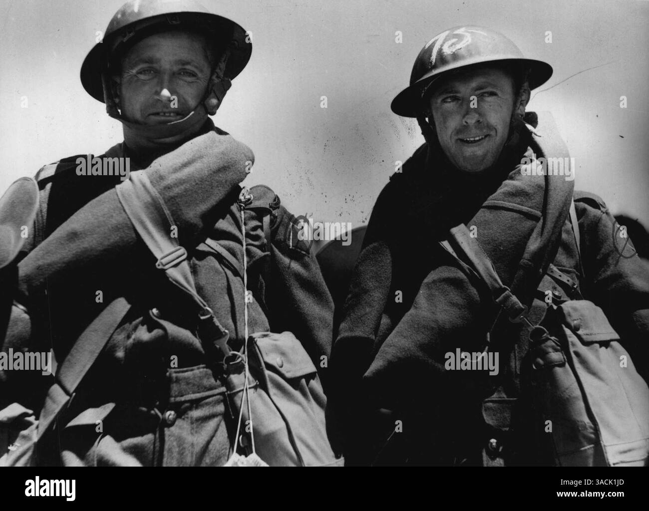 Two Tough Diggers -- They used to be members of Sydney's "White Collar ...