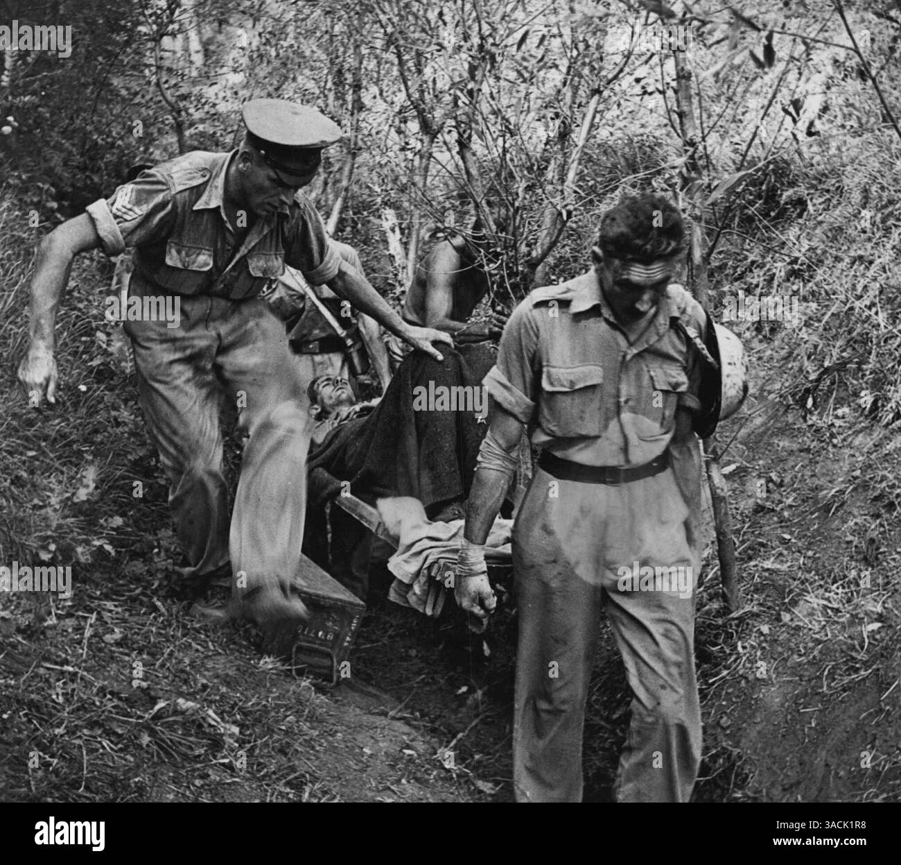 Fifth Army Front: Wounded are brought to advanced Dressing station ...